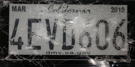Reviver Creates Smart License Plate with E Ink Digital Paper