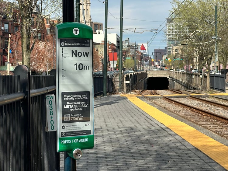 E Ink on Your Morning Commute Through Boston